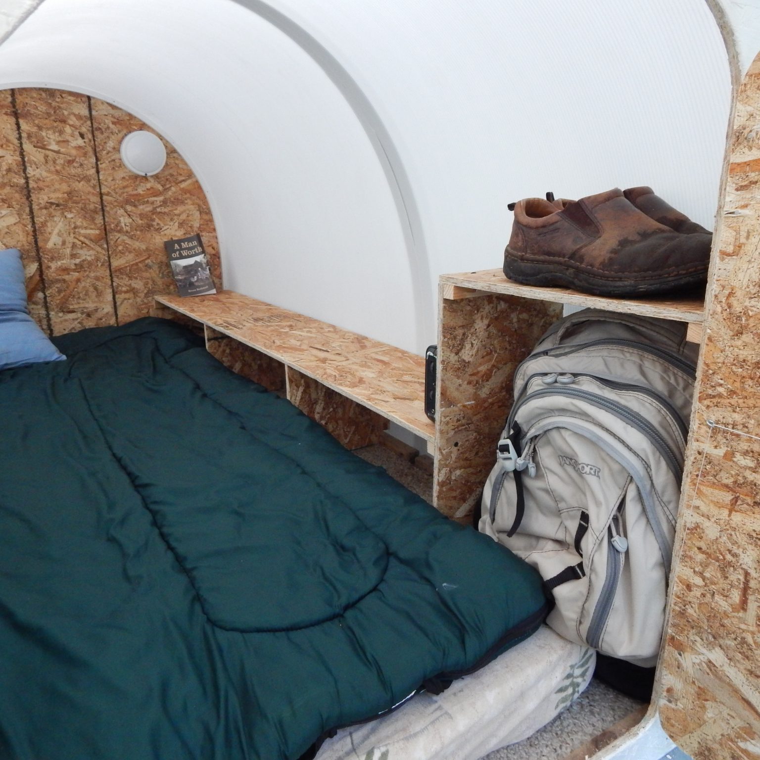 Homeless sleeping pod - Elkinsdiy