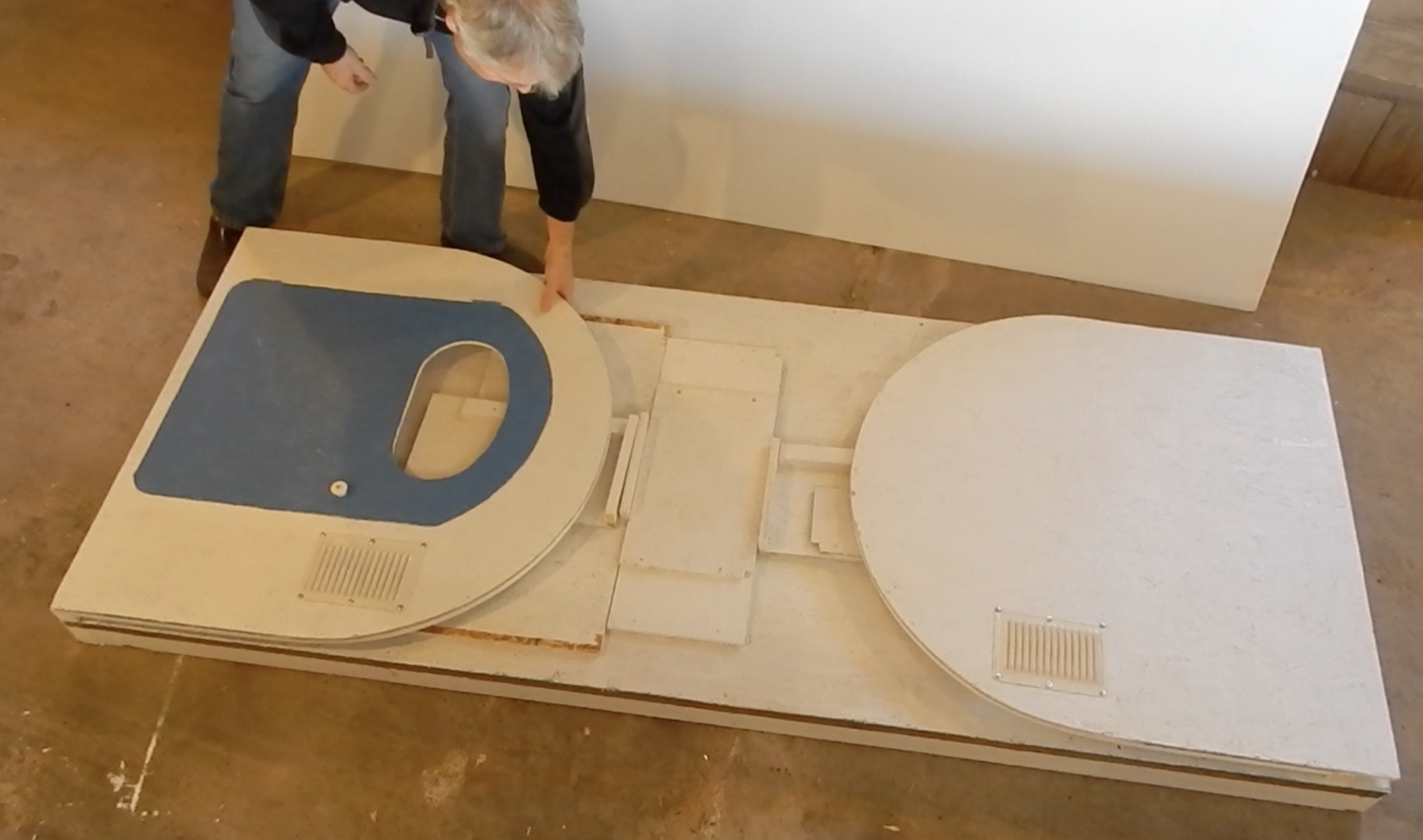Homeless sleeping pod #2 - Elkinsdiy