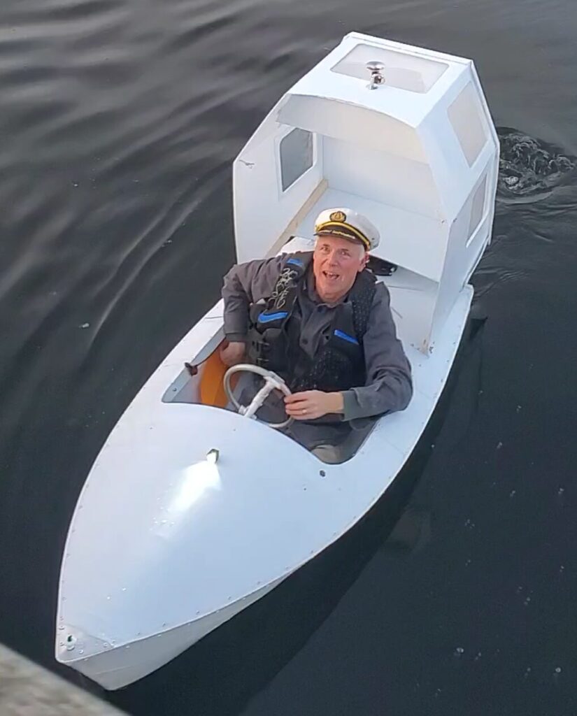 Coro Speedboat / Cabin Cruiser - Elkinsdiy